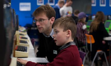 RaspberryPiFoundation: How Computers Work: Demystifying Computation | edX